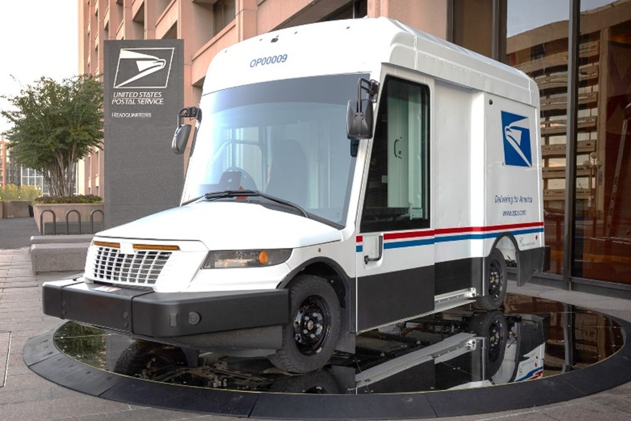 Post Showcases New Delivery Vehicle